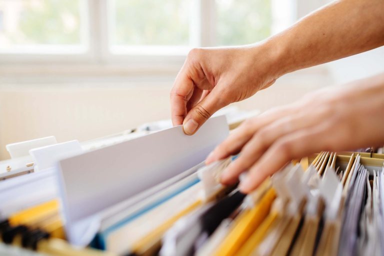 Average Handle Time (AHT): How to measure it and why it matters - QContact